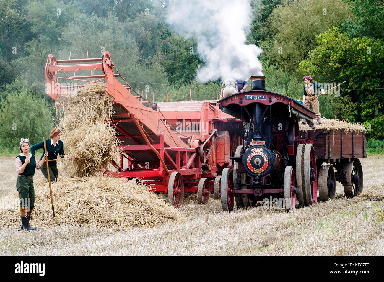 Dreschmaschine oder einfach drescher -Fotos und -Bildmaterial in hoher ...