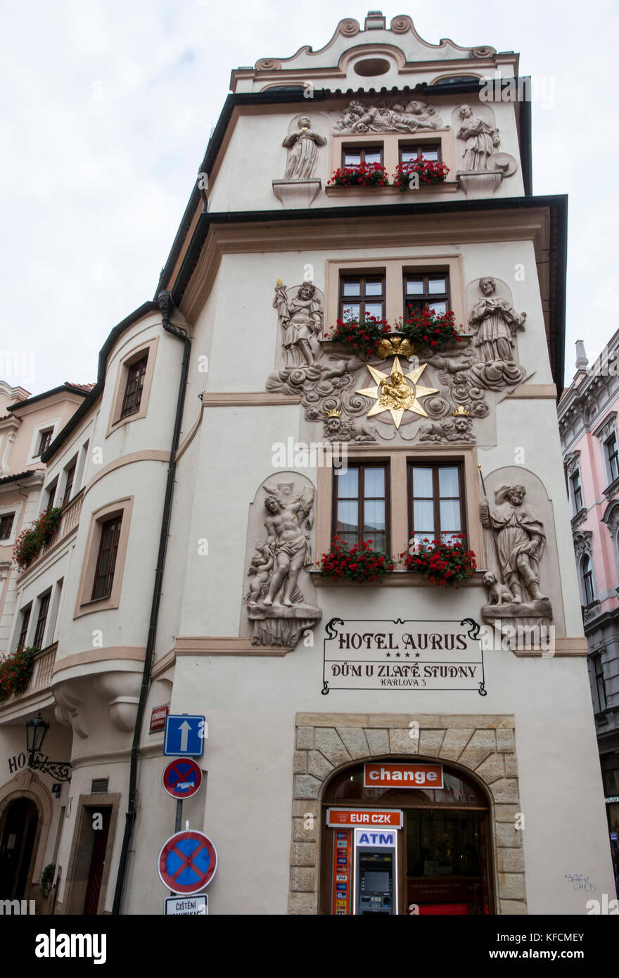 Aurus hotel -Fotos und -Bildmaterial in hoher Auflösung – Alamy