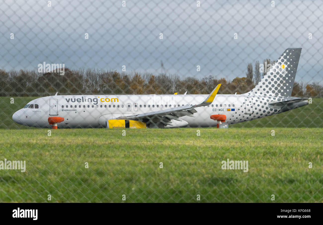 Flughafen schilder -Fotos und -Bildmaterial in hoher Auflösung – Alamy