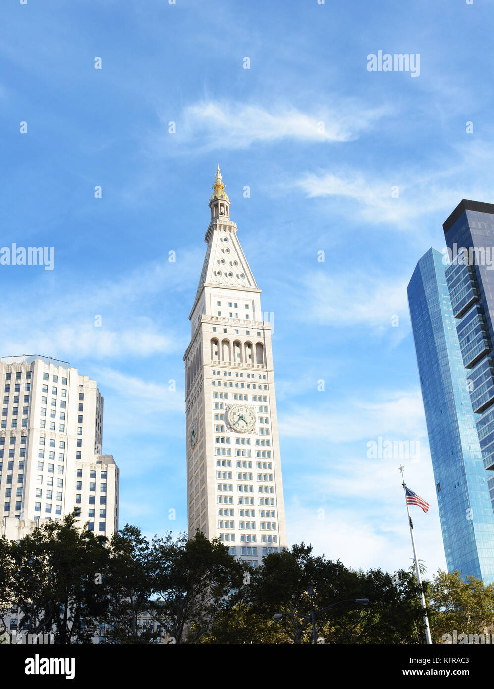 NEW YORK - 22. OKTOBER 2017: Metropolitan Life Insurance Company Tower ...