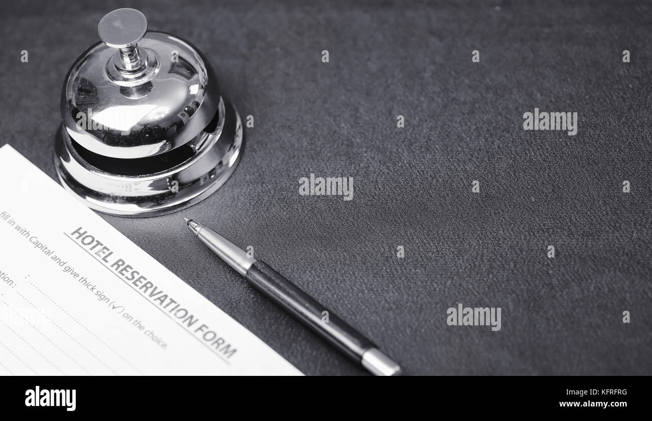 Hotel Receptionist Keys Stockfotos & Hotel Receptionist Keys Bilder - Alamy