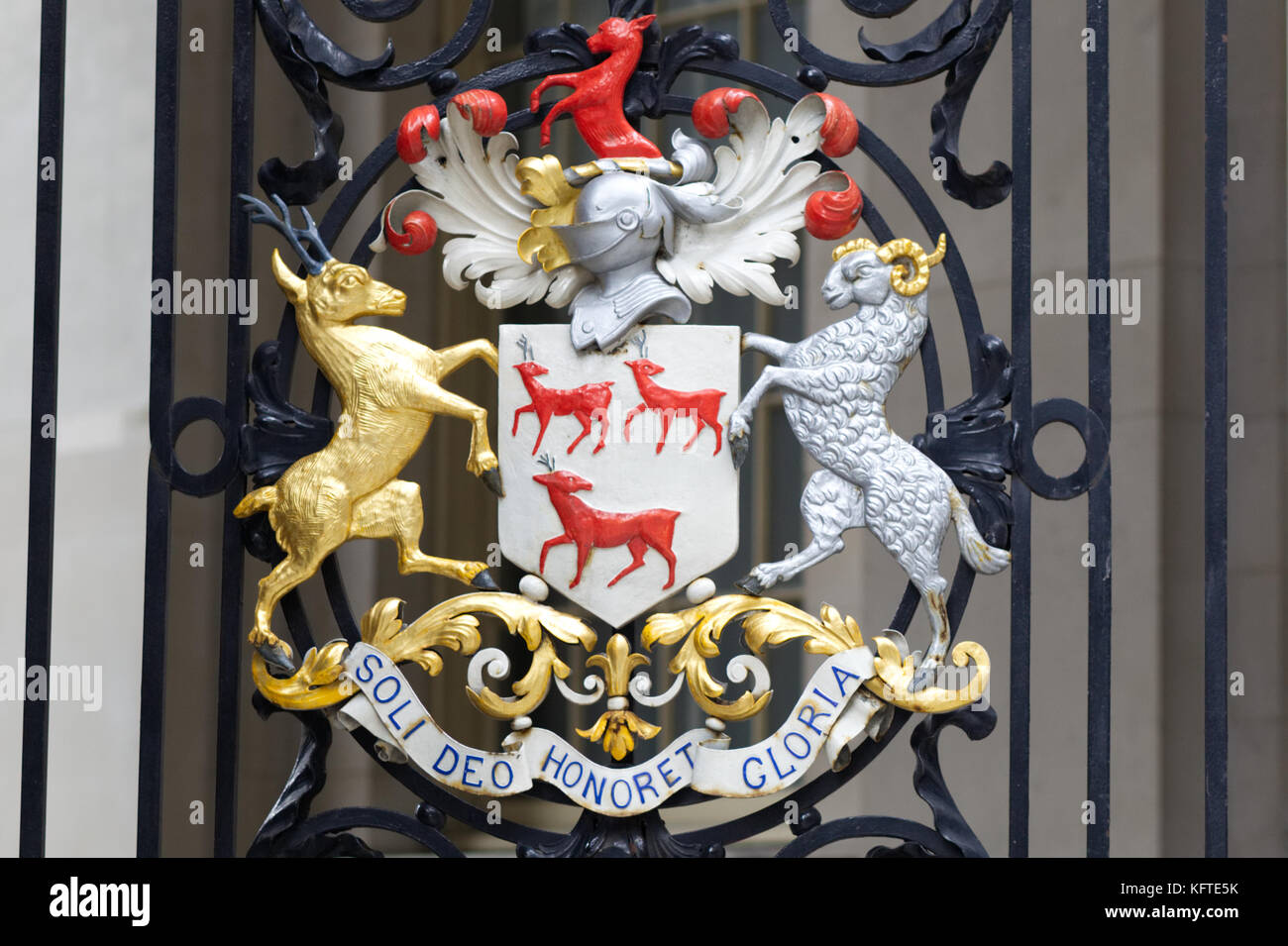 Goldene widder -Fotos und -Bildmaterial in hoher Auflösung – Alamy