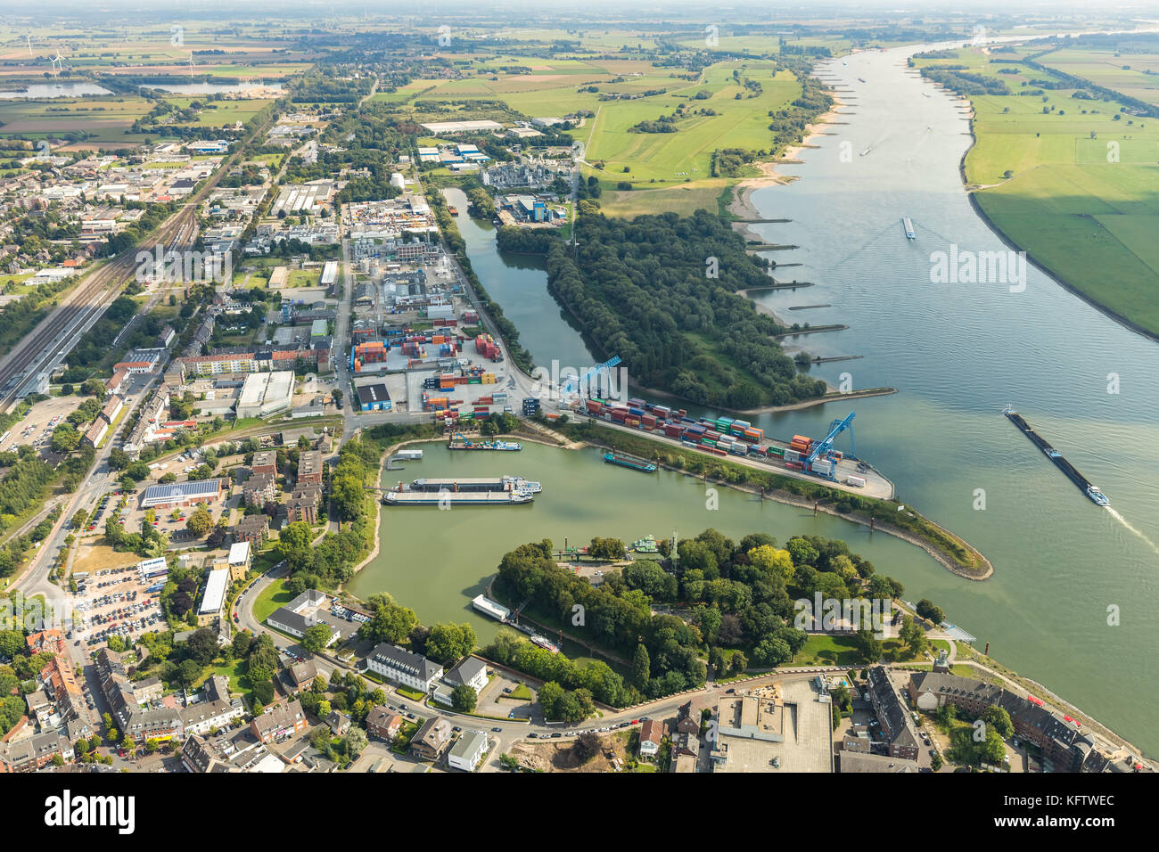 Stadthafen emmerich -Fotos und -Bildmaterial in hoher Auflösung – Alamy
