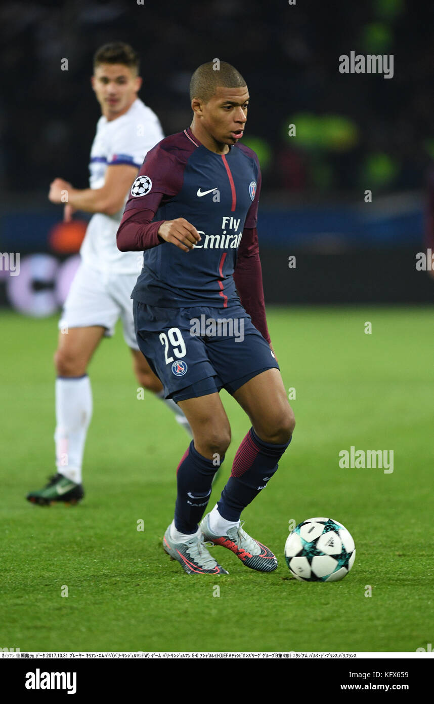 Kylian mbappe psg 2017 -Fotos und -Bildmaterial in hoher Auflösung – Alamy