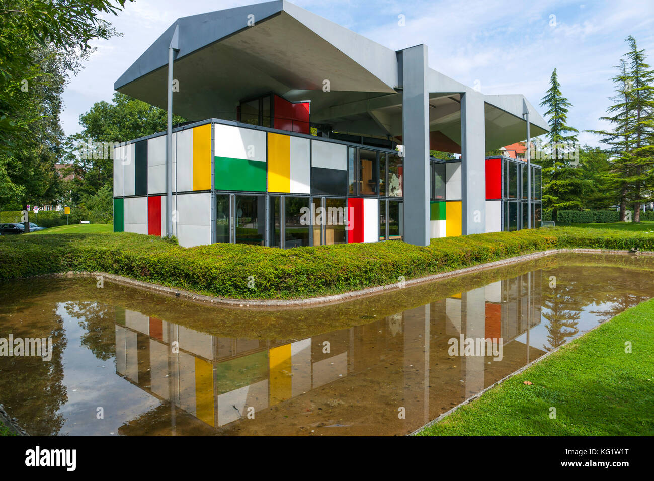 Zürich, Schweiz: Centre Le Corbusier - Heidi Weber Museum ...