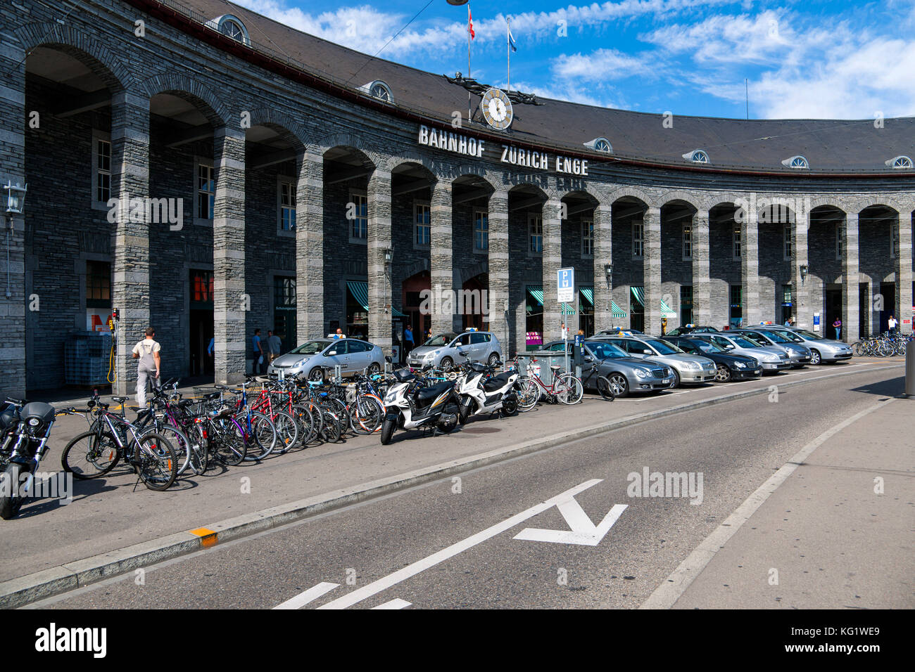 Zürich, Schweiz: Bahnhof Zürich Enge Schweiz Zürich Stockfotografie - Alamy