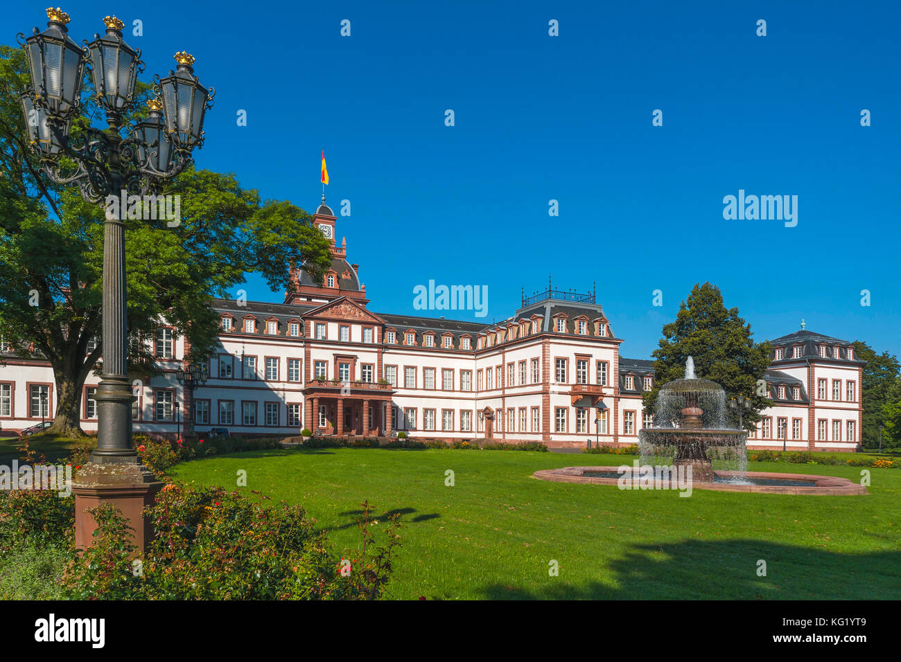 Hanau castle philippsruhe -Fotos und -Bildmaterial in hoher Auflösung ...