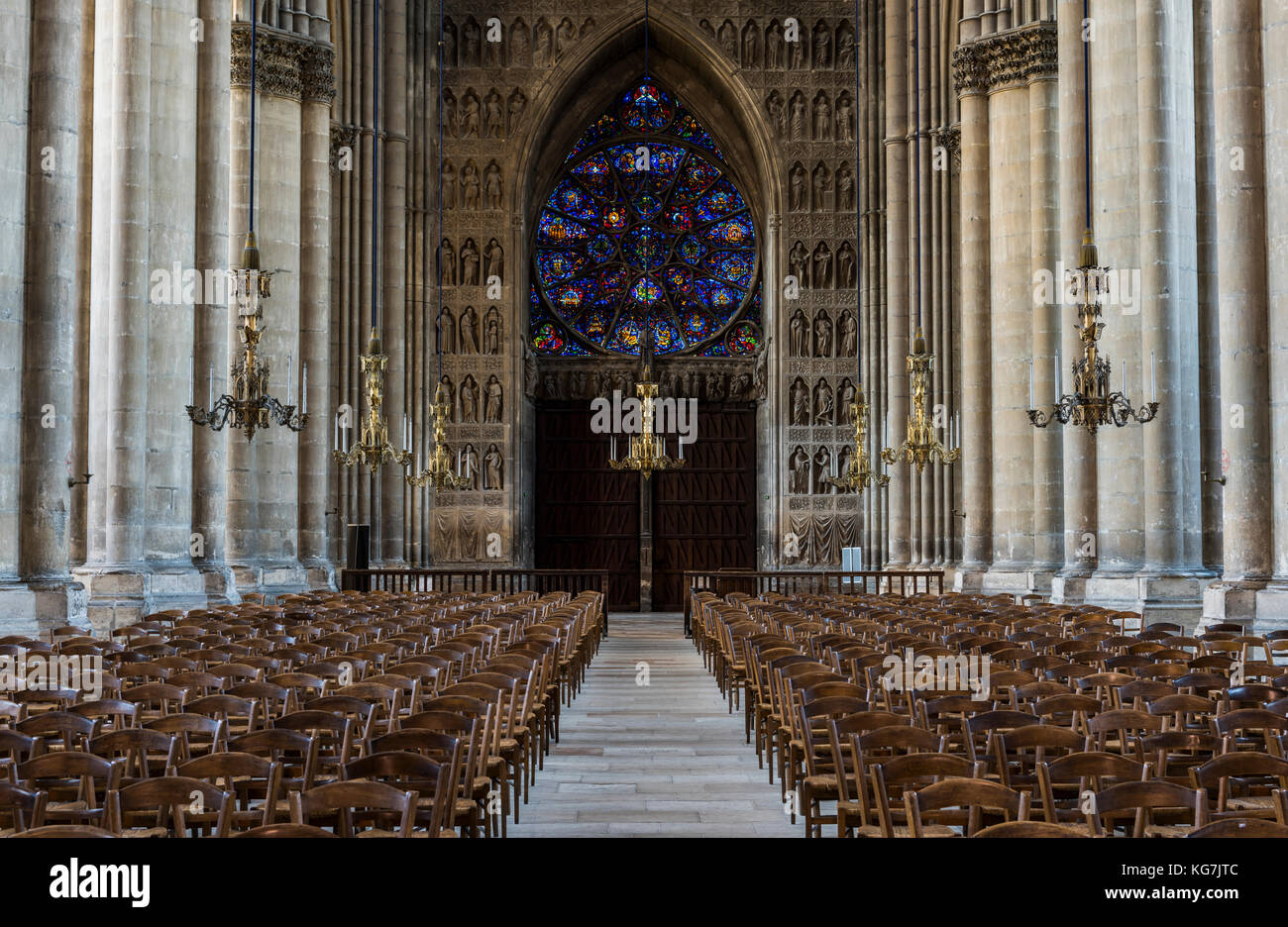 Rose window reims cathedral france -Fotos und -Bildmaterial in hoher ...