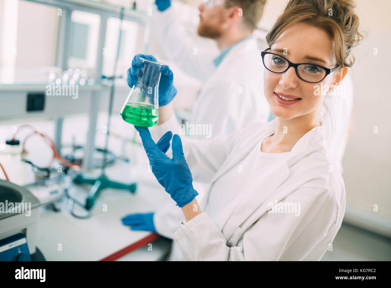 Medical chemistry -Fotos und -Bildmaterial in hoher Auflösung – Alamy