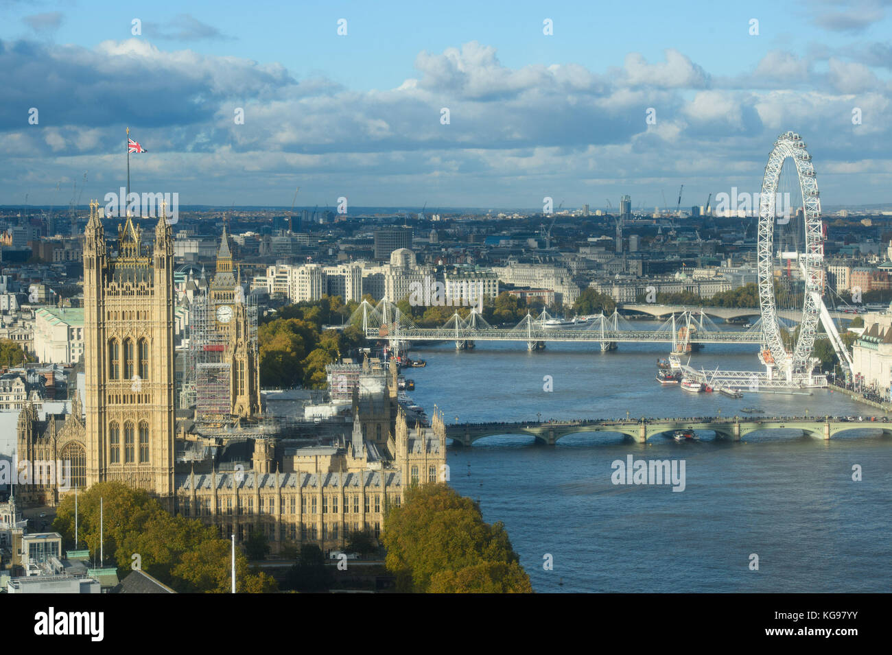 Eine allgemeine Ansicht von oben Millbank Tower in London, der Gerüste ...