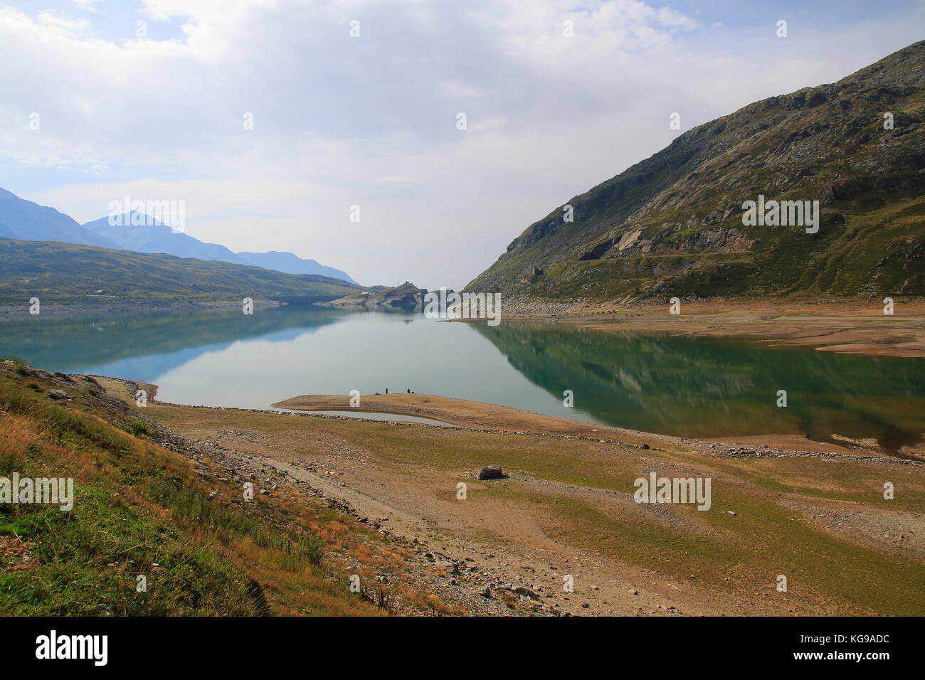 Lago di Montespluga, Stausee, am Spluegen Pass in Italien, Lombardei ...
