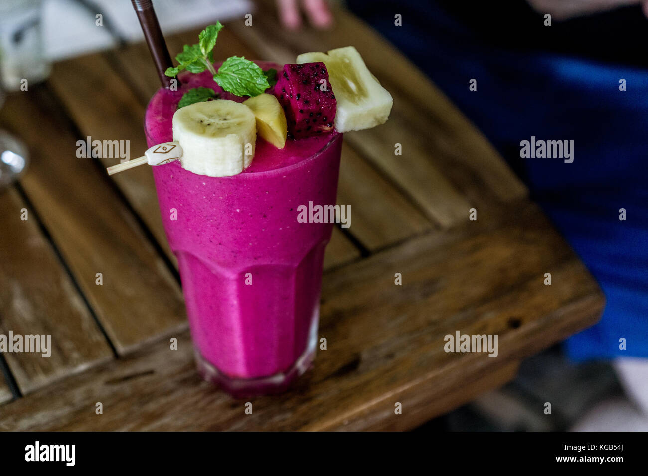 Drachenfrucht shake -Fotos und -Bildmaterial in hoher Auflösung – Alamy