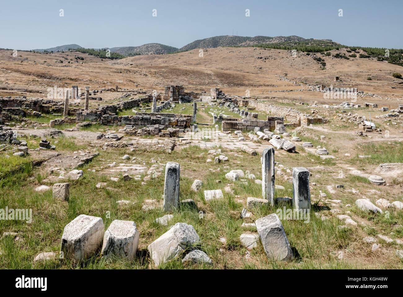 Antike Ruinen in Hierapolis, Pamukkale, Türkei. Unesco Welterbe ...