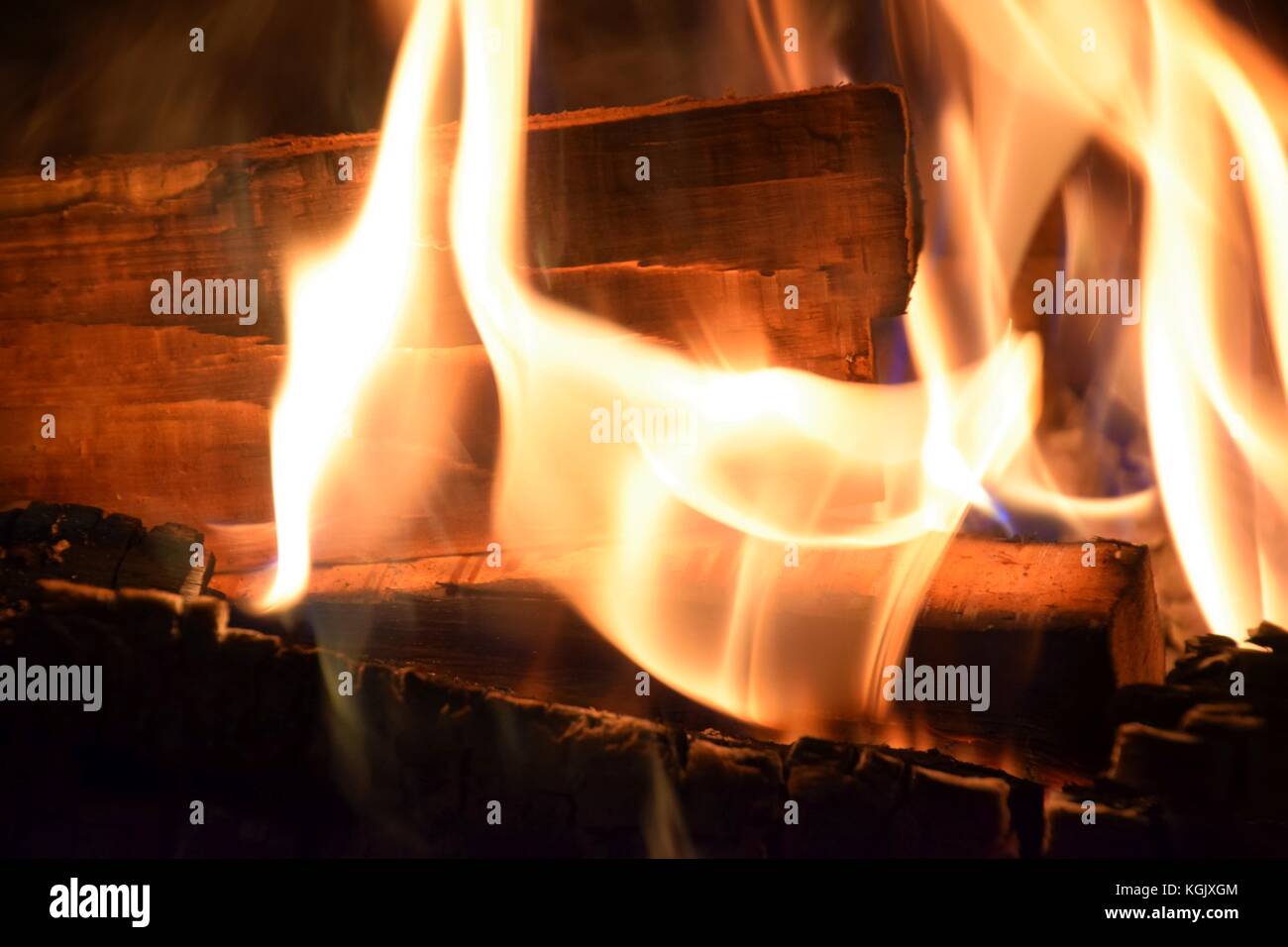 Feuchtes Holz Verbrennen