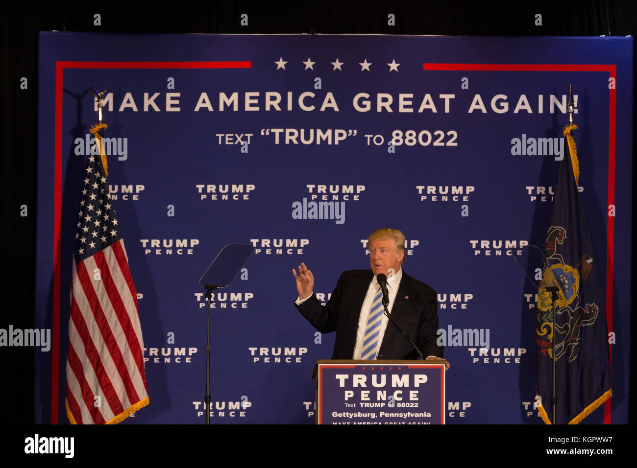 Die ersten 100 tage -Fotos und -Bildmaterial in hoher Auflösung – Alamy