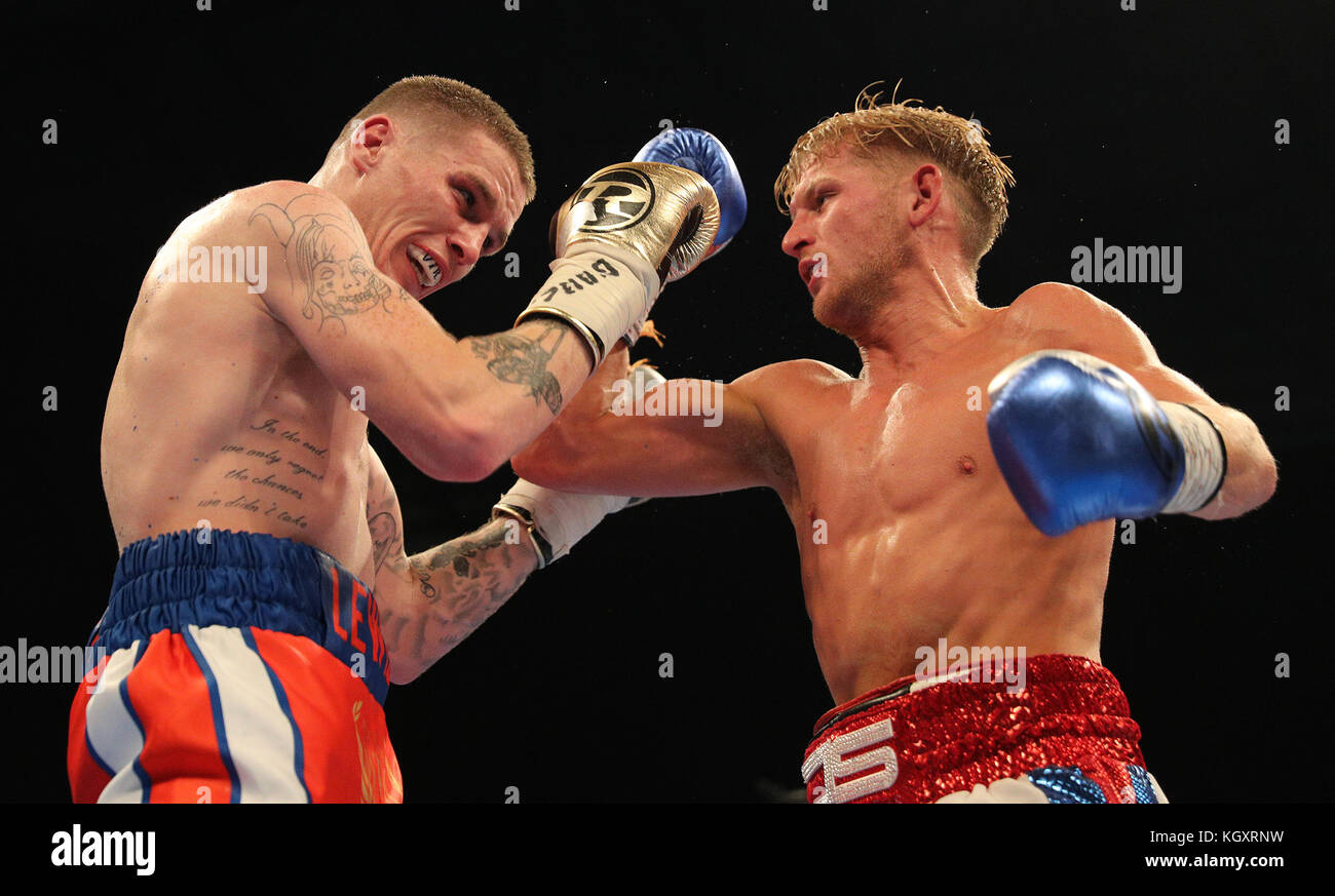 Super Leichter Kampf Stockfotos und -bilder Kaufen - Alamy