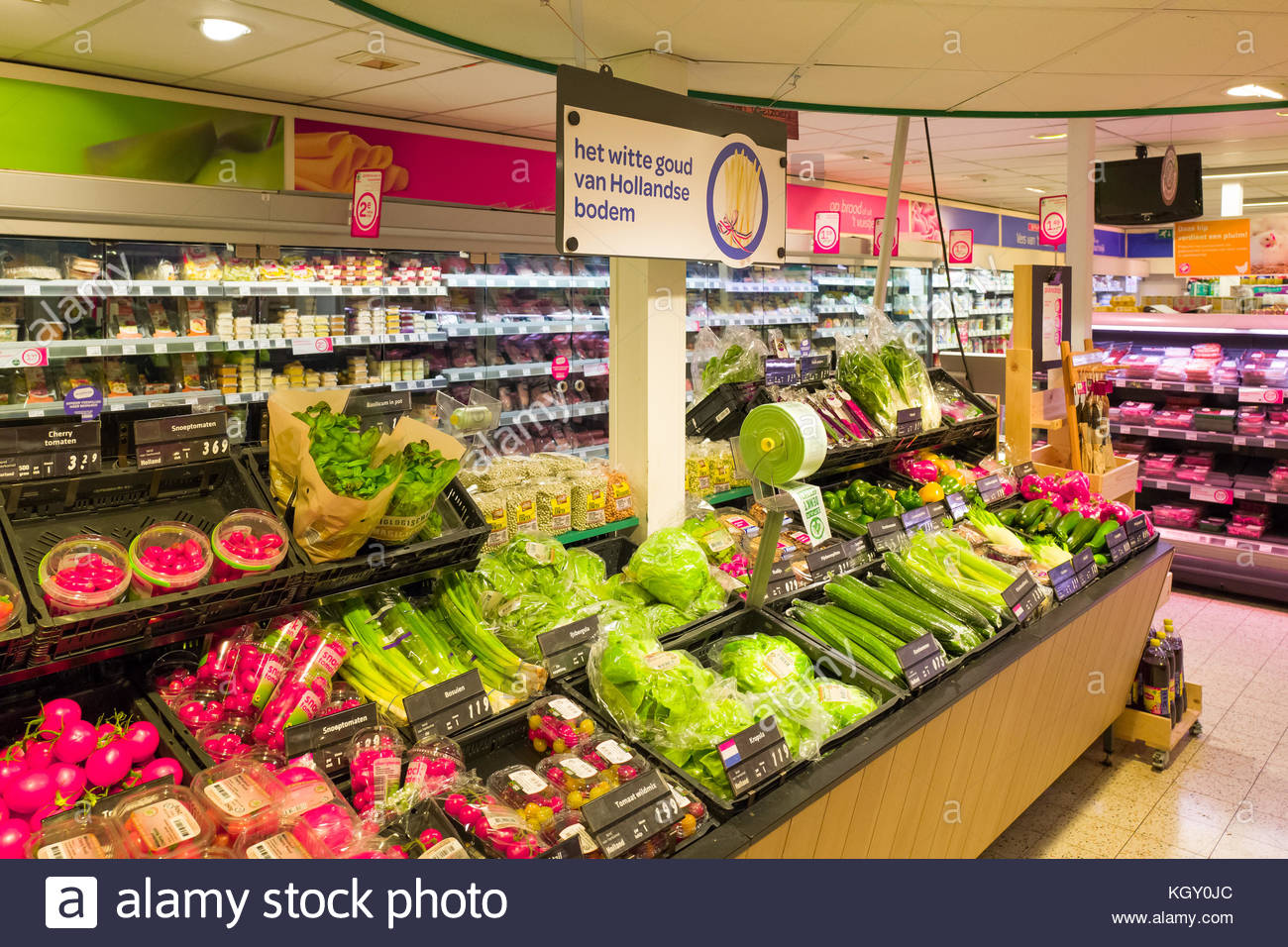 Obst und Gemüseabteilung Stockfotos & Obst und Gemüseabteilung Bilder ...