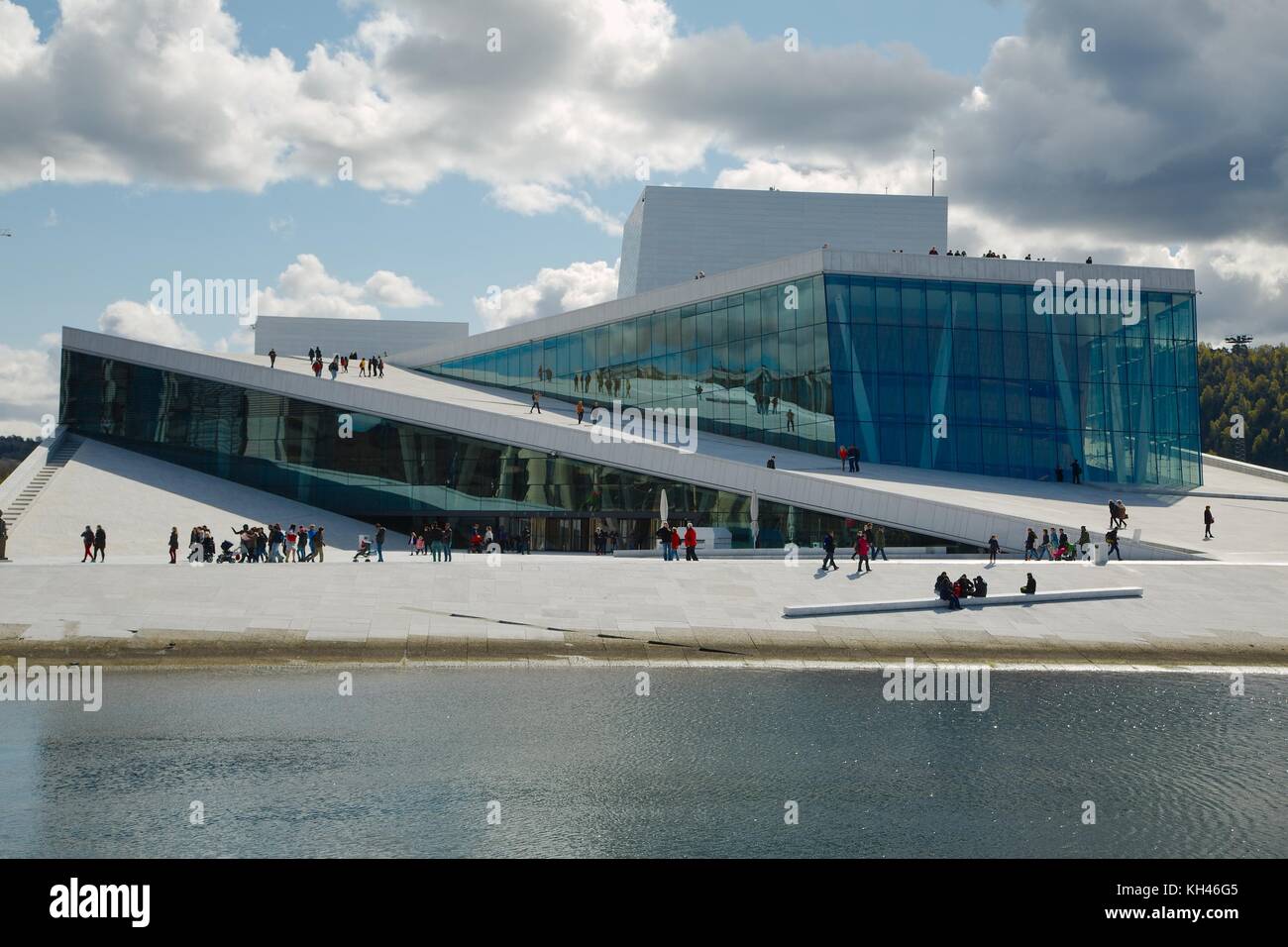 Norwegen oslo opernhaus -Fotos und -Bildmaterial in hoher Auflösung – Alamy
