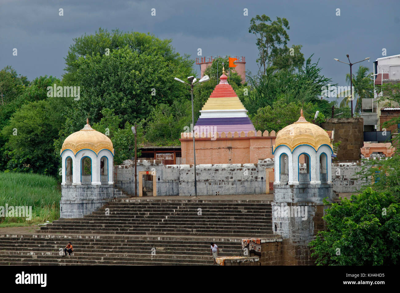 Krishna ghat -Fotos und -Bildmaterial in hoher Auflösung – Alamy