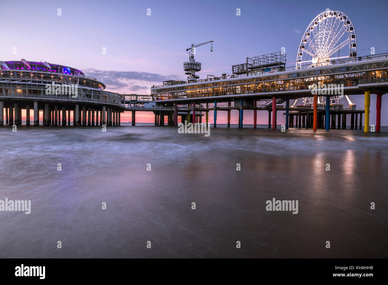 Scheveningen beach -Fotos und -Bildmaterial in hoher Auflösung – Alamy
