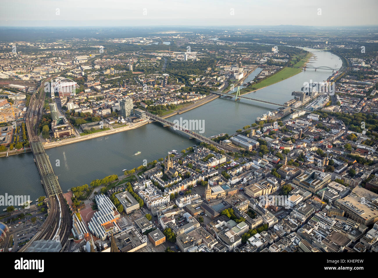 Koeln altstadt -Fotos und -Bildmaterial in hoher Auflösung – Alamy