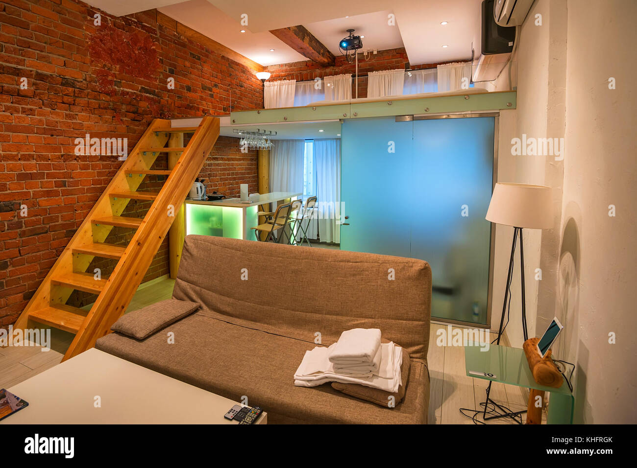 Studio wohnung -Fotos und -Bildmaterial in hoher Auflösung – Alamy