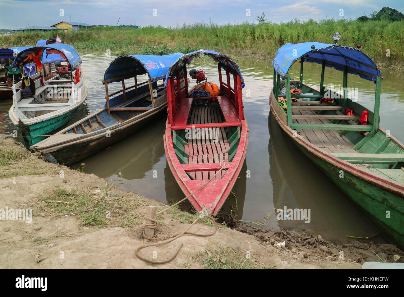 Kanu im fluss -Fotos und -Bildmaterial in hoher Auflösung – Alamy