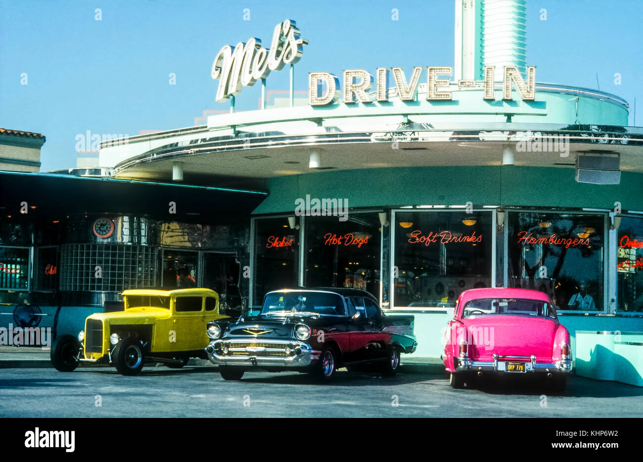 50er jahre drive in diner -Fotos und -Bildmaterial in hoher Auflösung ...