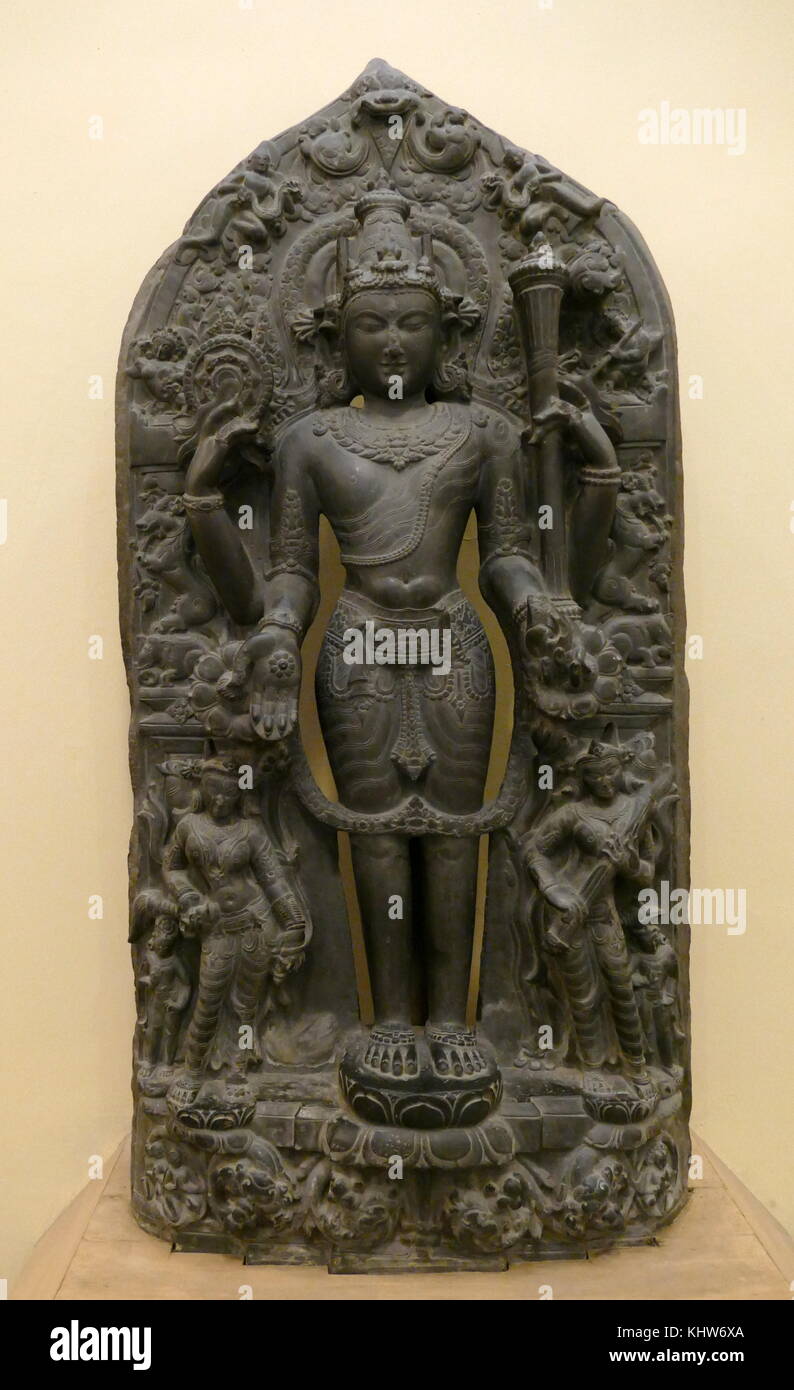 Steinerne Statue von Vishnu, einem der wichtigsten Gottheiten des ...