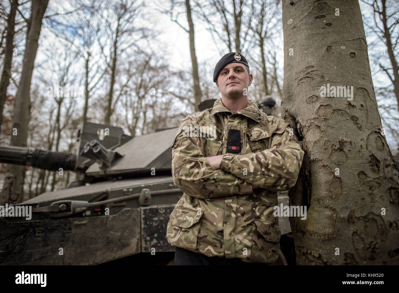 Tank commander and tank gunner -Fotos und -Bildmaterial in hoher ...