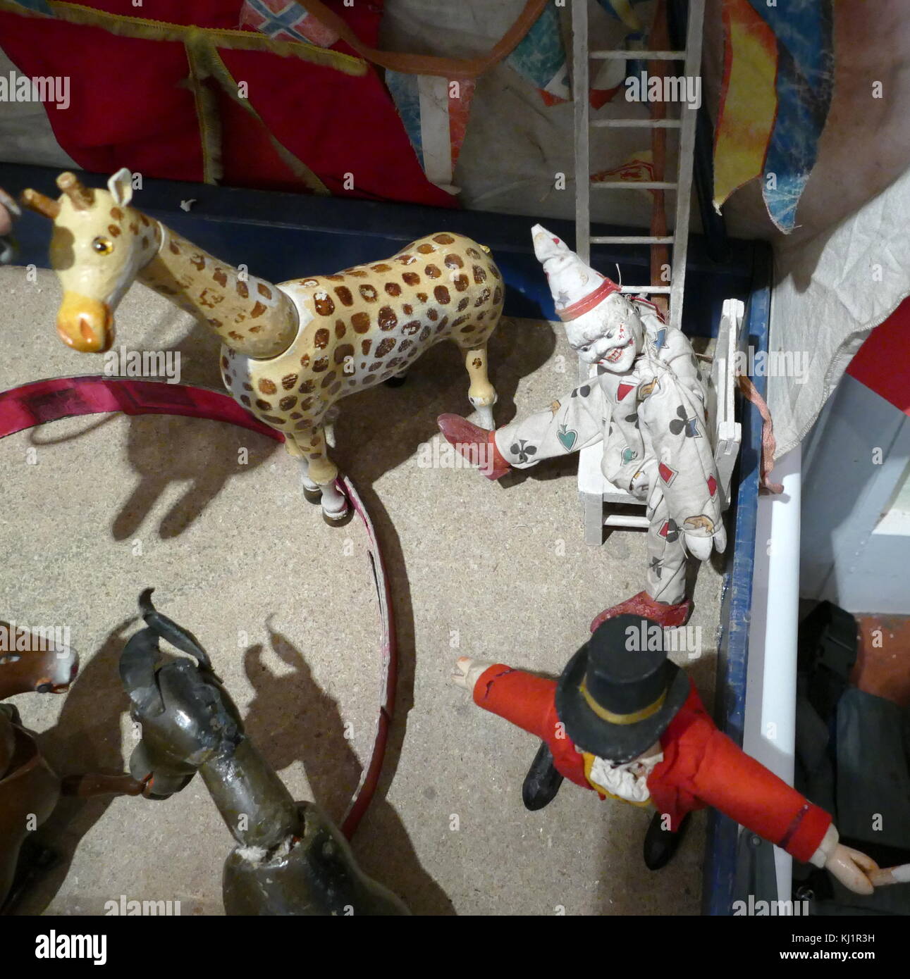 The humpty dumpty circus -Fotos und -Bildmaterial in hoher Auflösung ...