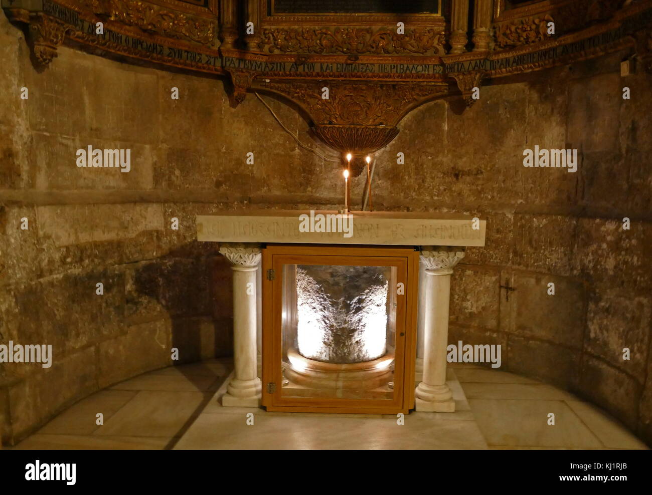Auf der südlichen Seite des Altars ist eine Treppe klettern auf den Kalvarienberg (golgatha ...