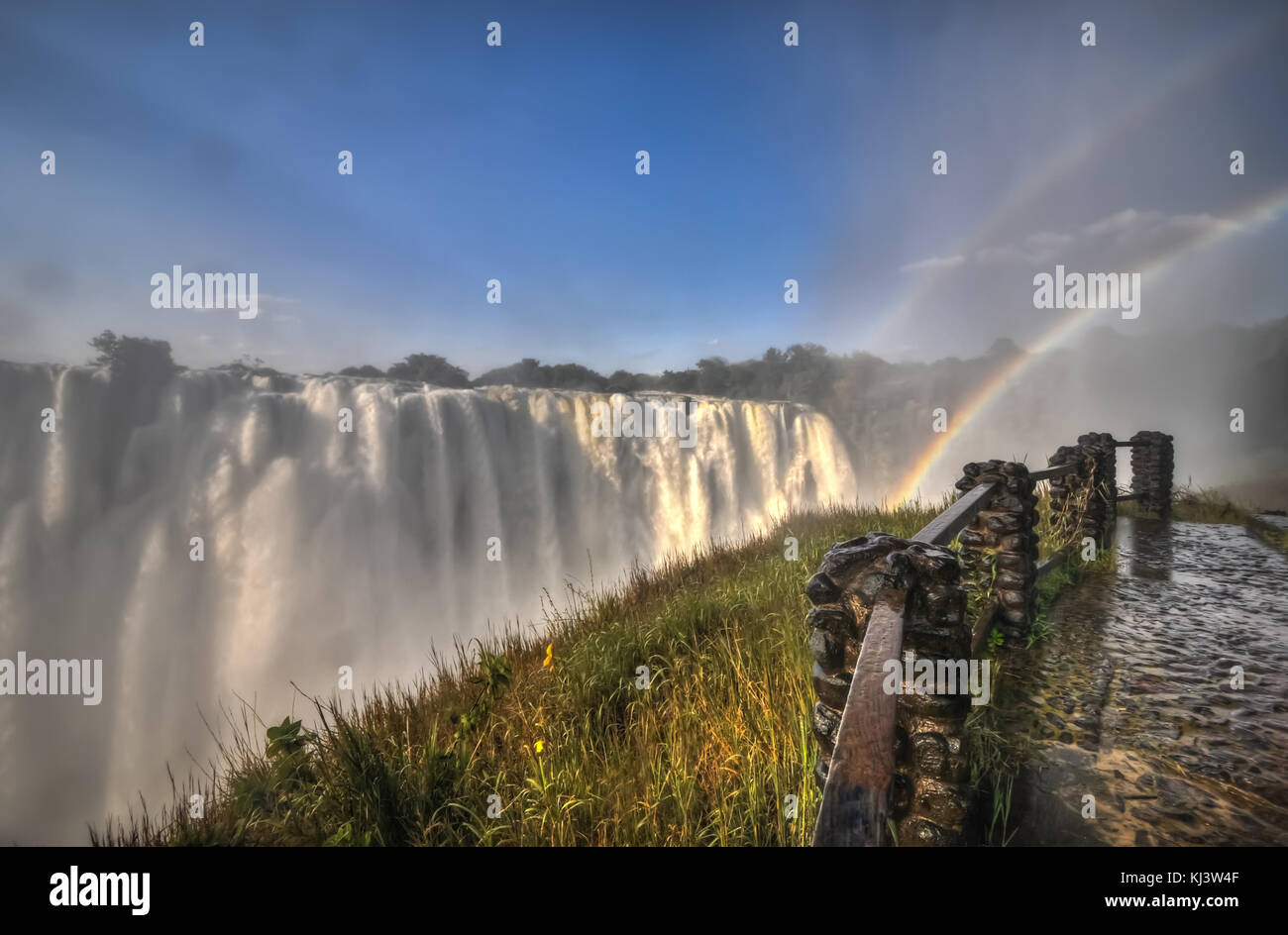 Victoria Falls, auf dem Sambesi Fluss an der Grenze zwischen Sambia und ...