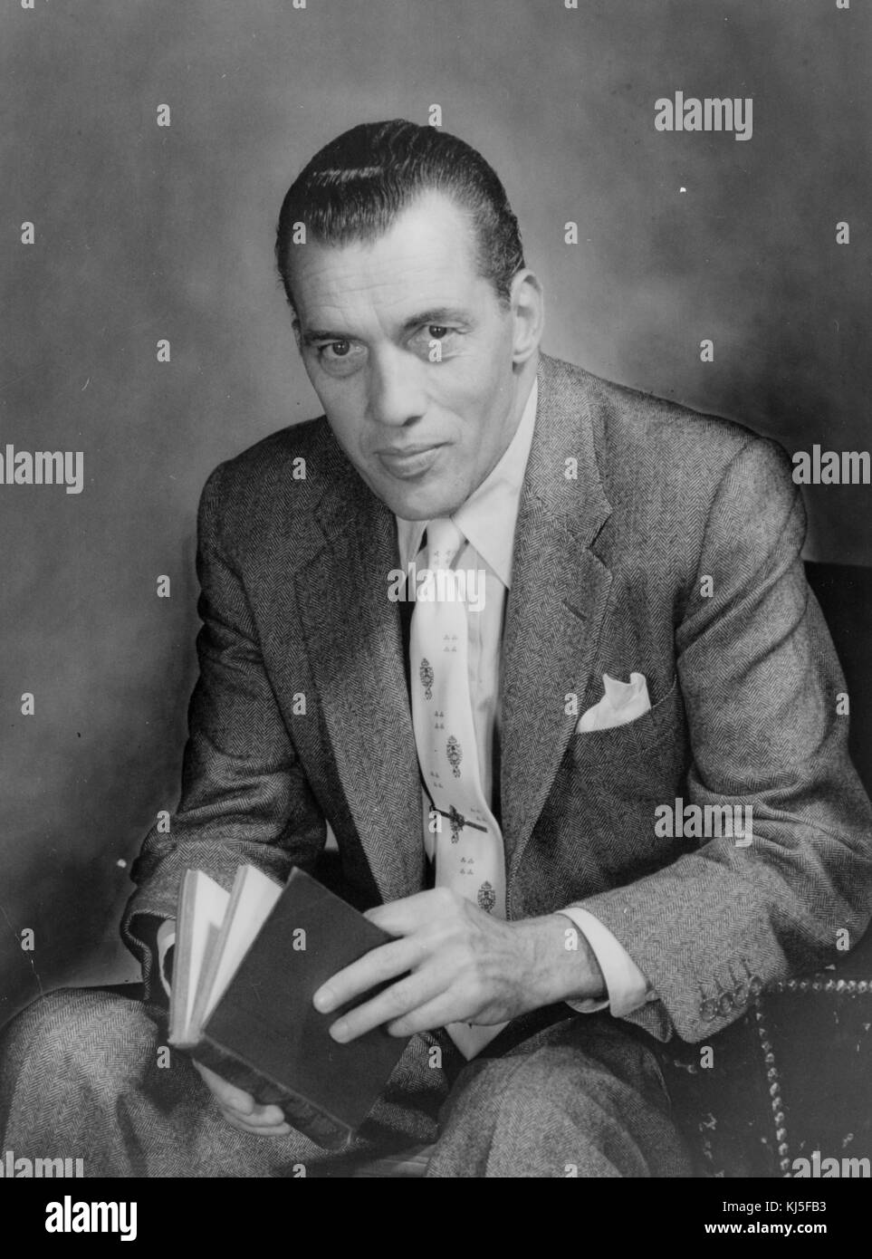 Edward Vincent Sullivan (September 28, 1901 - Oktober 13, 1974) war ein ...