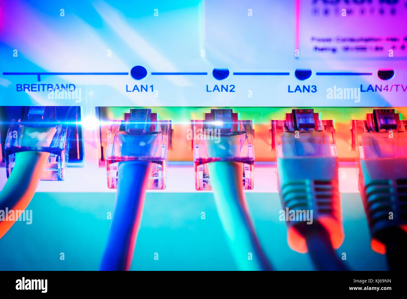 Broadband cable -Fotos und -Bildmaterial in hoher Auflösung – Alamy