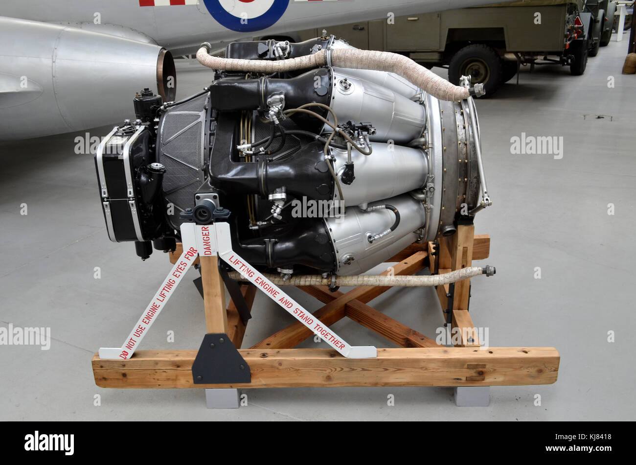 Rolls Royce Derwent 8 Jet Engine, Duxford, England. Die Derwent 8 war ...