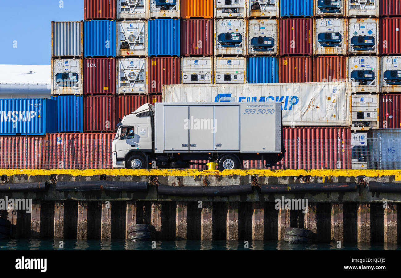 Lorry container -Fotos und -Bildmaterial in hoher Auflösung – Alamy