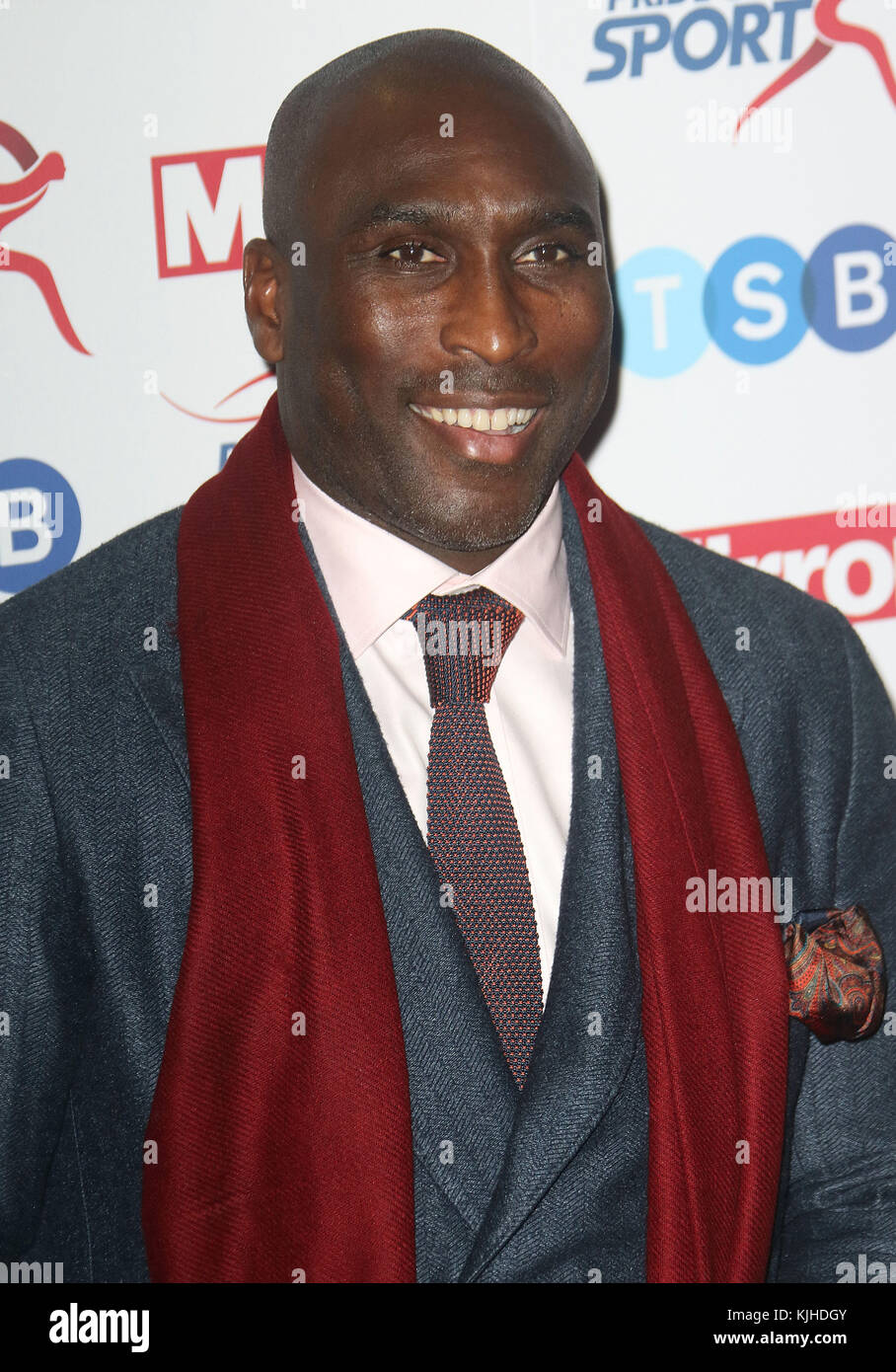 Sol Campbell Stockfotos und -bilder Kaufen - Alamy