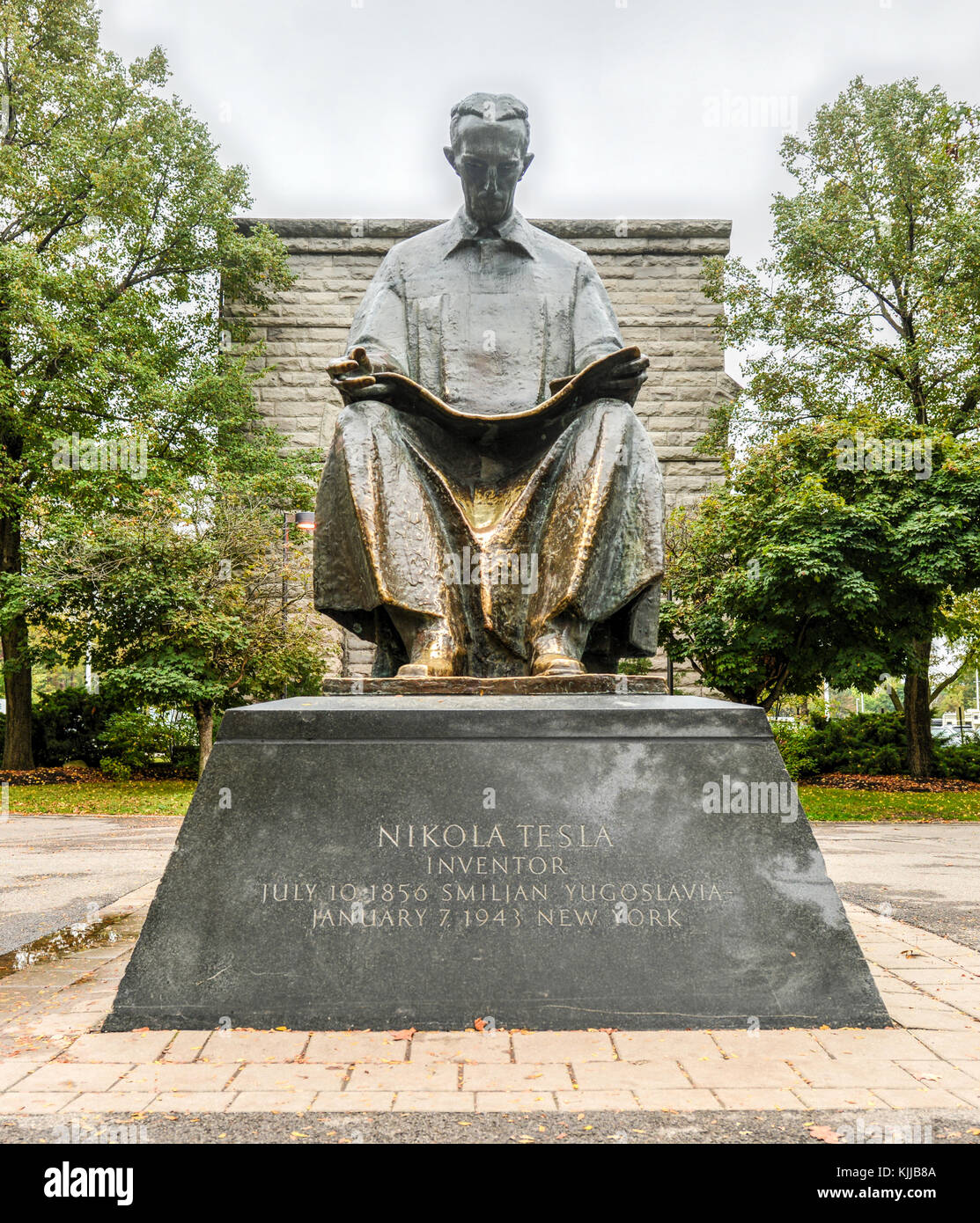 Tesla Denkmal auf Goat Island, Niagara Falls, New York. Geschenk von ...