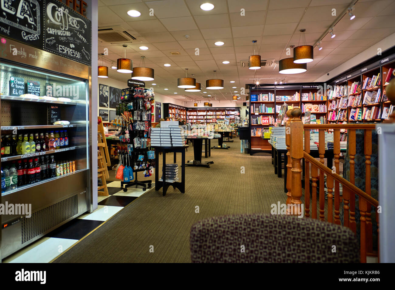 Waterstones in Douglas, Isle of Man im Cafe Stockfotografie - Alamy