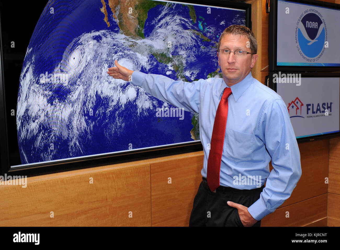MIAMI, FL - Juni 01: (NY TAGESZEITUNGEN OUT) Direktor Rick Knabb, Ph. D ...