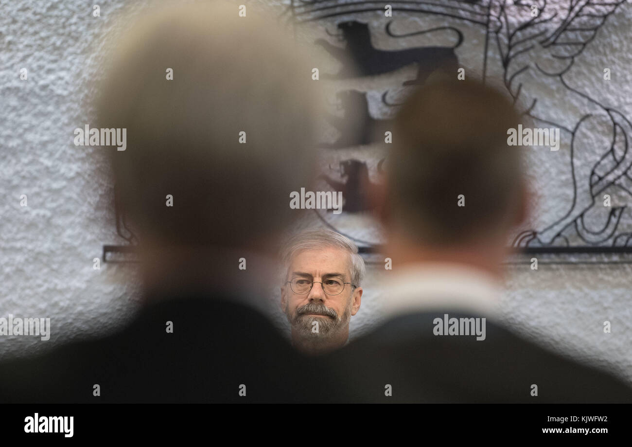 Stuttgart, Deutschland. November 2017. Der Vorsitzende Richter im ...