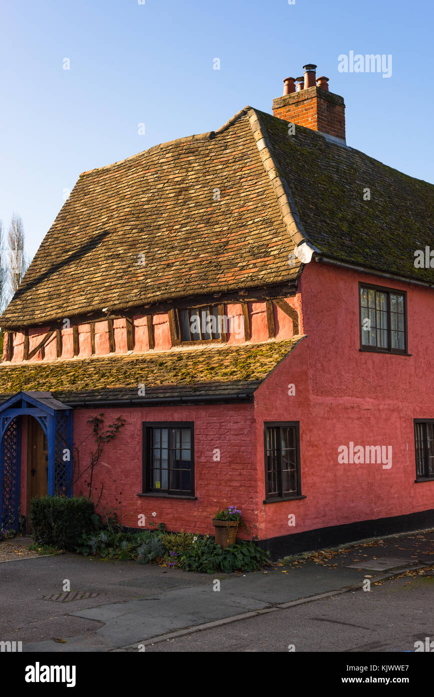 Altes Fachwerkhaus auf hohem st von Hemingford Grey Dorf ...