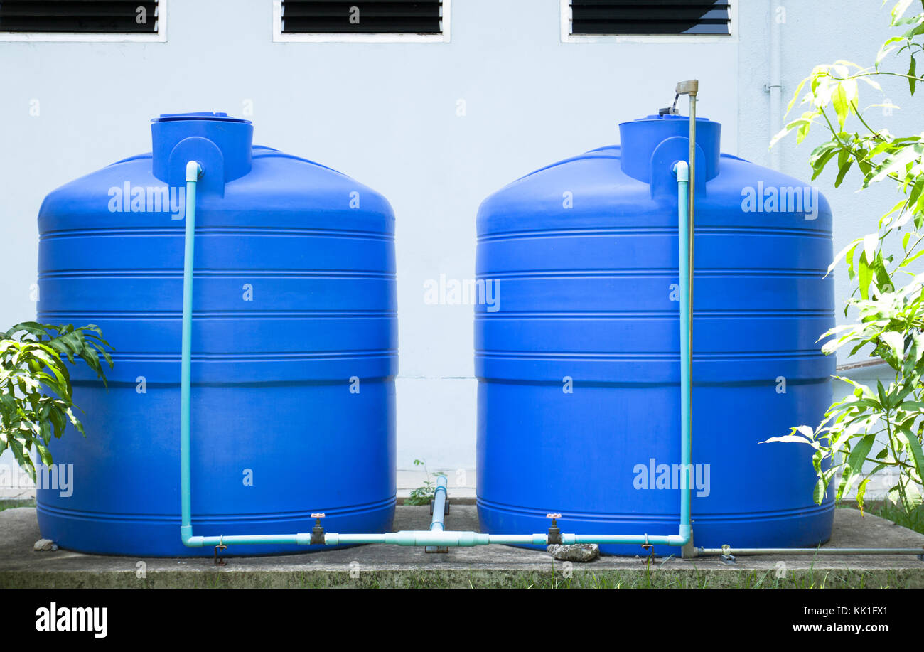 Kunststoff wassertank -Fotos und -Bildmaterial in hoher Auflösung – Alamy