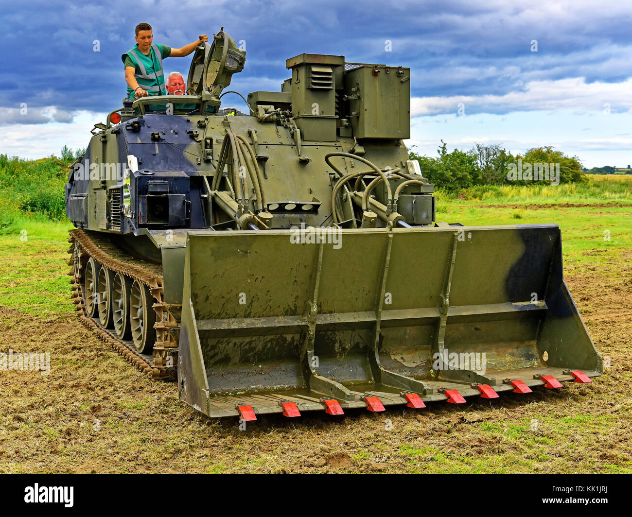 Amphibischer traktor -Fotos und -Bildmaterial in hoher Auflösung – Alamy