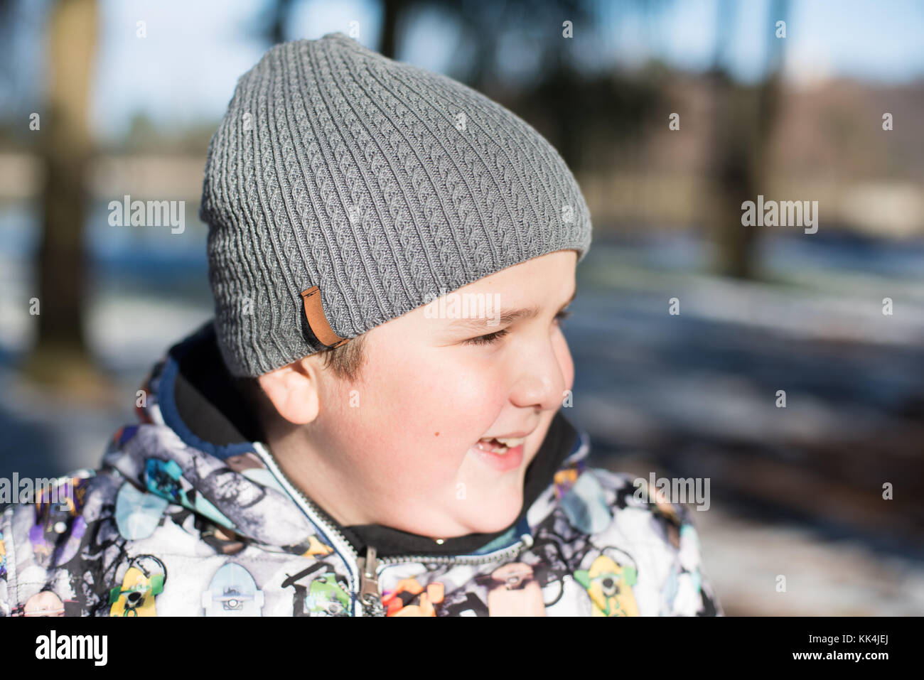 Fettes kind -Fotos und -Bildmaterial in hoher Auflösung – Alamy