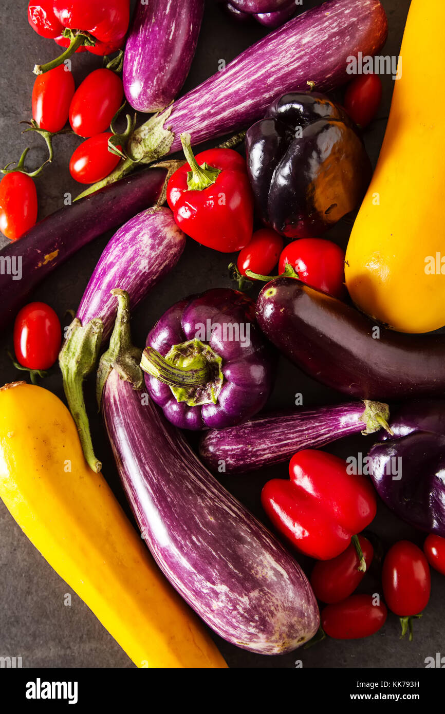 Lila Essen Stockfotos und -bilder Kaufen - Alamy