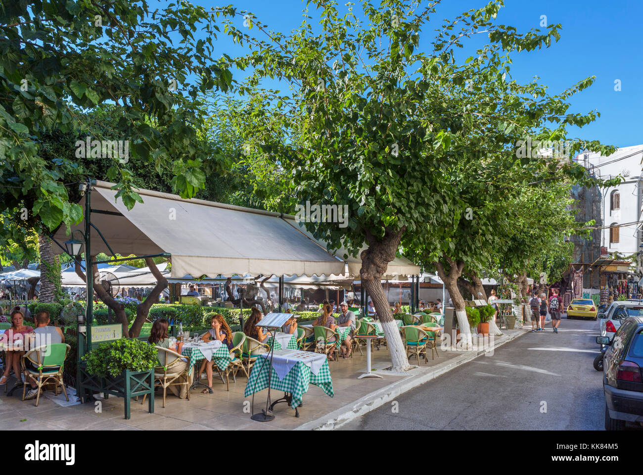 Taverna platia -Fotos und -Bildmaterial in hoher Auflösung – Alamy