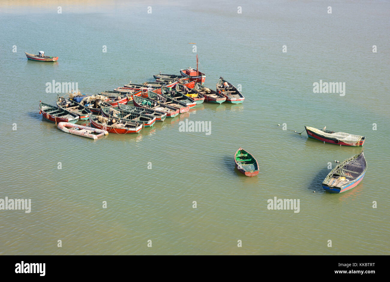 Gruppe von booten -Fotos und -Bildmaterial in hoher Auflösung – Alamy