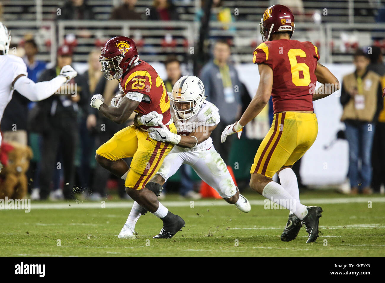Santa Clara, CA. 01 Dez, 2017. USC Trojans zurück läuft, Ronald Jones ...